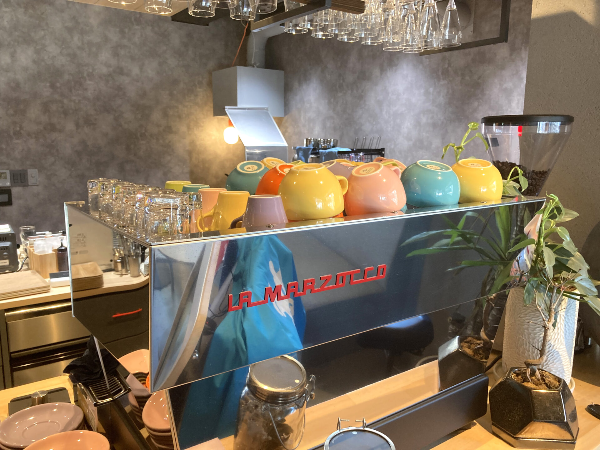 【244.coffee】日野駅から徒歩約5分のおしゃれカフェ。絶品ポテトフライやクラフトビールも。ママ会・お子様連れ・おひとり様にもオススメ！ - ひのひの｜東京都日野市の楽しい情報サイト